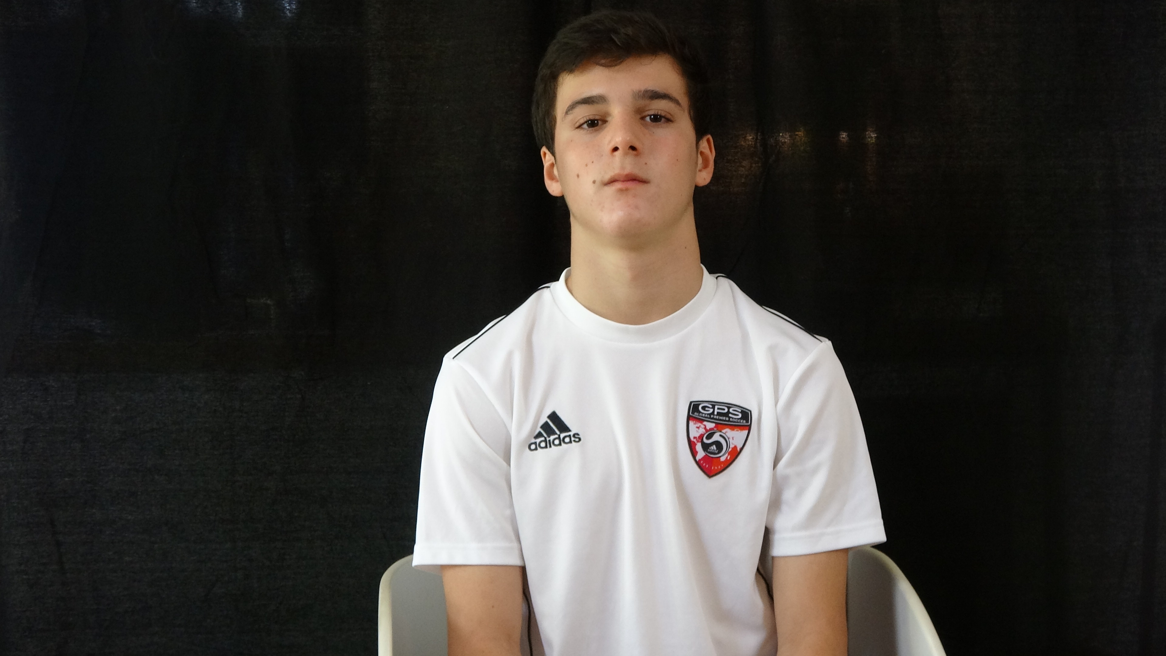 Video Perfil: Fernando Pujals – FutbolBoricua.net